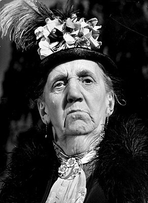 Swedish icons 20: Julia Caesar – Watching the Swedes